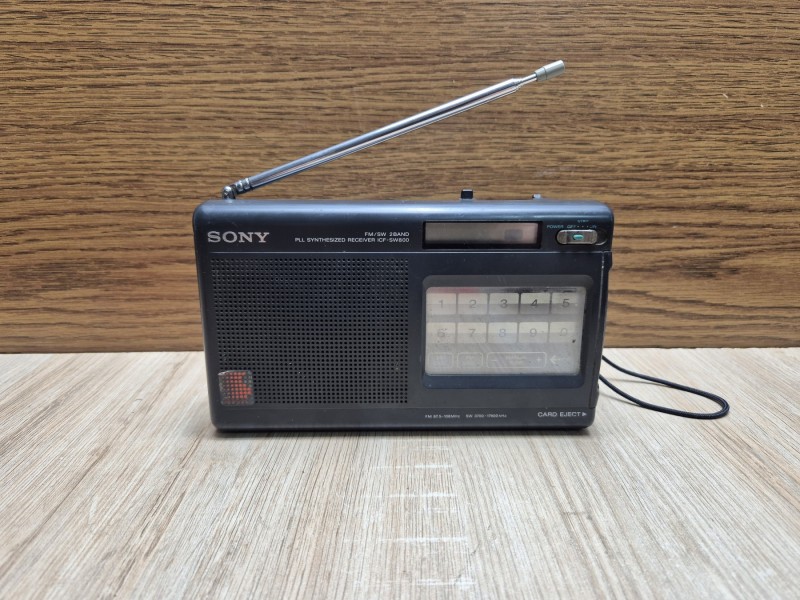 Sony ICF-SW800 Radio