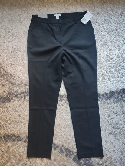 NOVO H&M pantalone L / 40