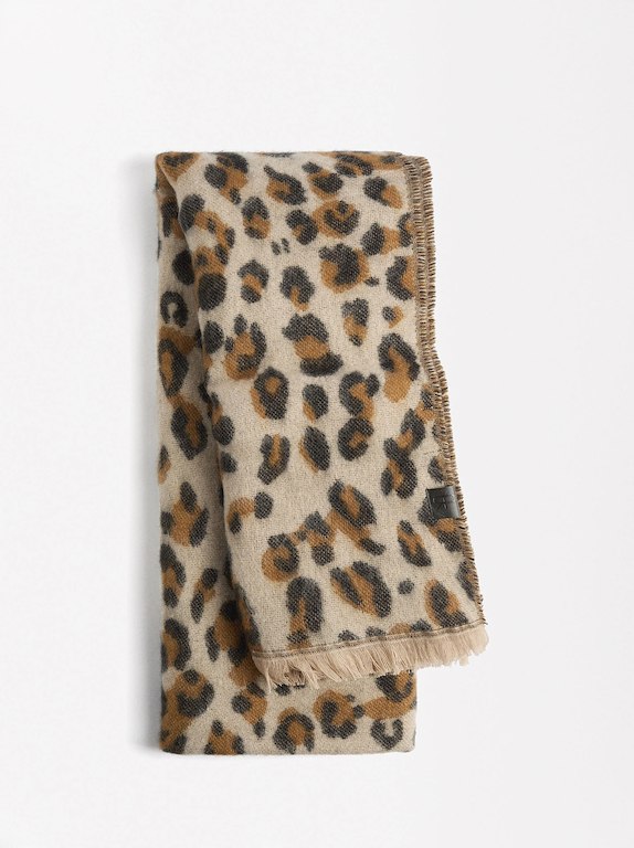 ANIMAL PRINT SCARF