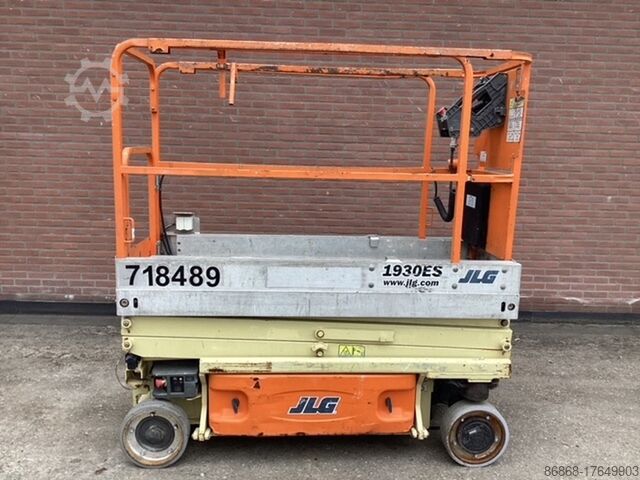 JLG 1930es
JLG 1930es