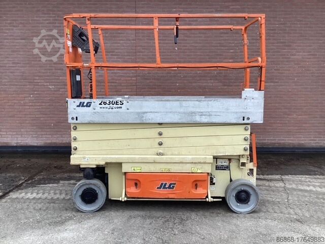 JLG 2630es
JLG 2630es