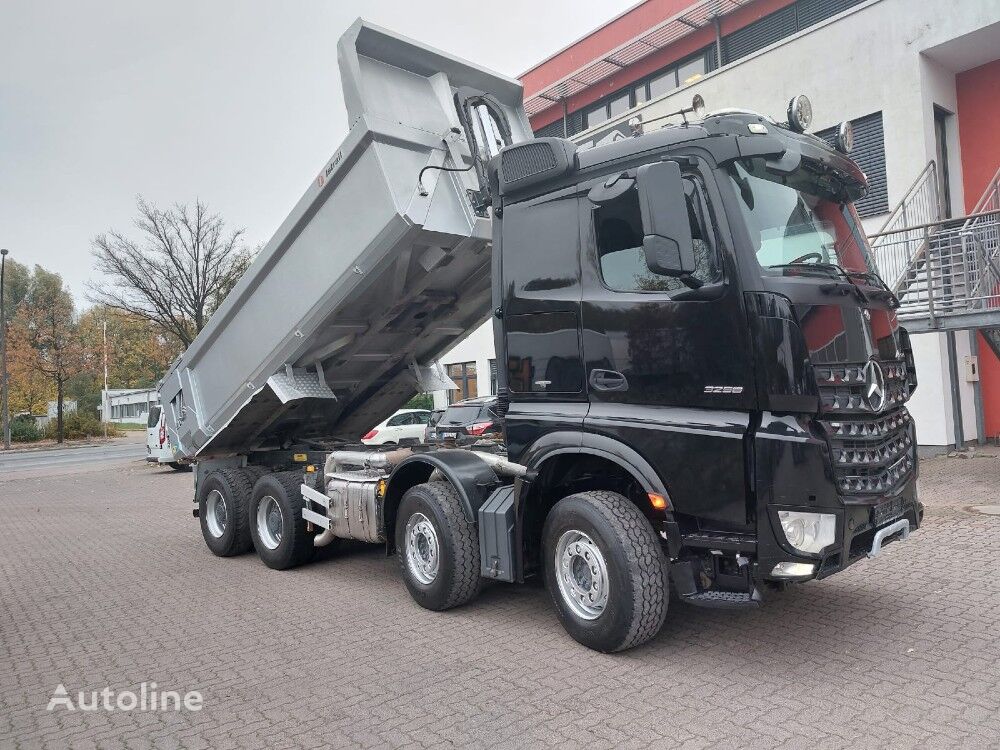 Mercedes-Benz Arocs 3258 kiper