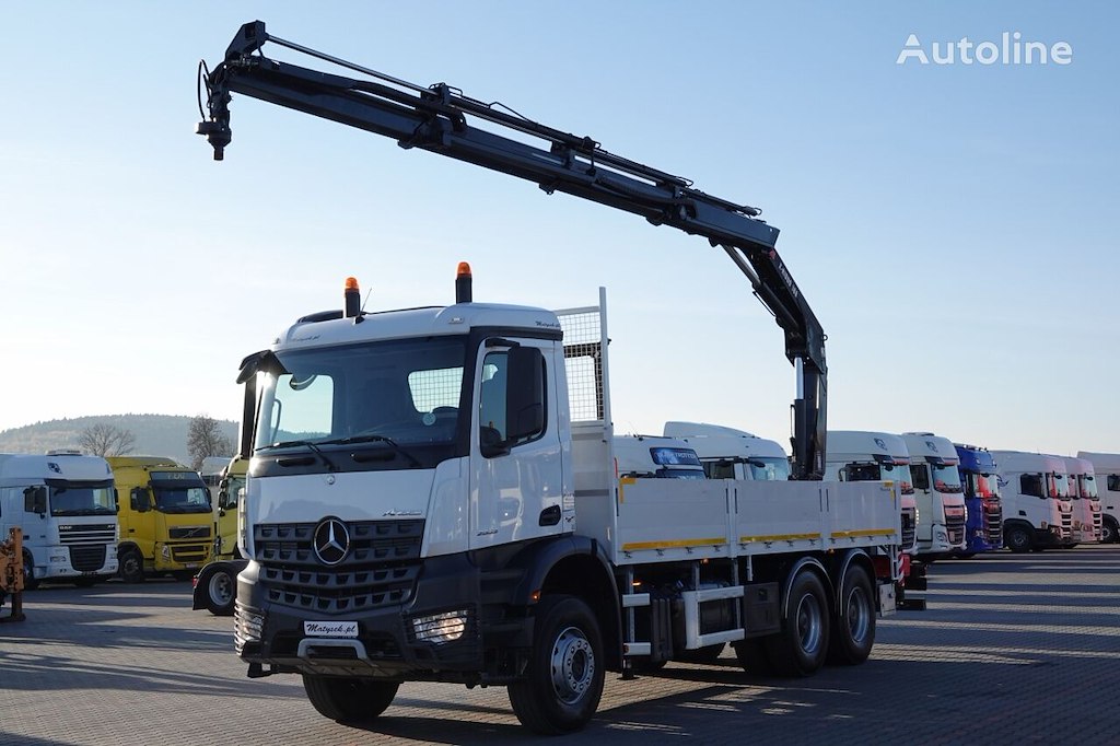 Mercedes-Benz AROCS 2633 kamion s ravnom platformom