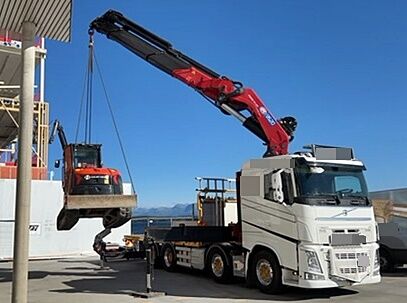 Volvo FH540 *8x4 *crane HMF 9520+JIB+WINCH *PLATFORM 6.5+1.4m kamion s ravnom platformom