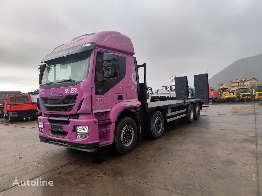 IVECO STRALIS 320S46 kamion s ravnom platformom