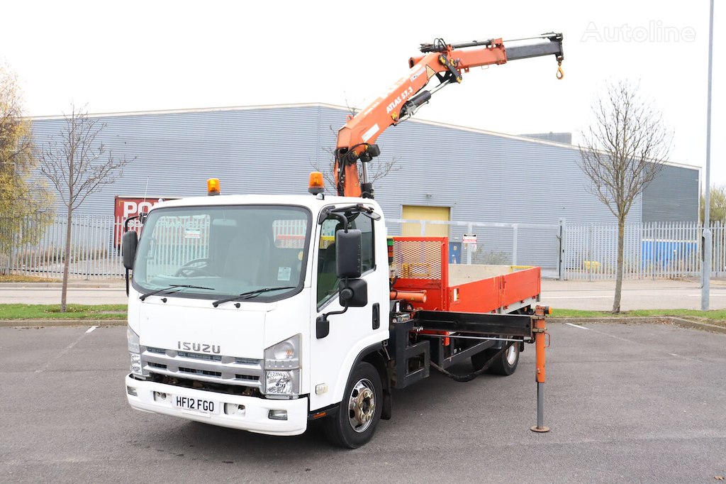 Isuzu N75 190 kamion s ravnom platformom