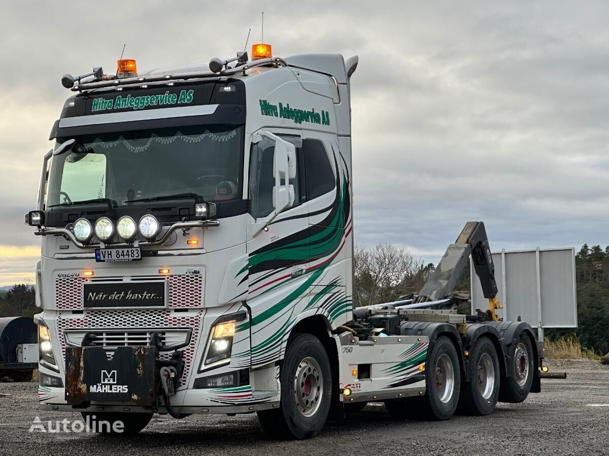 Prodaje se Volvo FH16 750 Tridem krokbil rol kiper sa kukom na aukciji