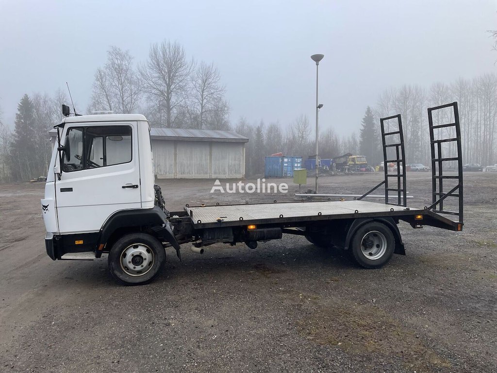 Mercedes-Benz 814 autotransporter