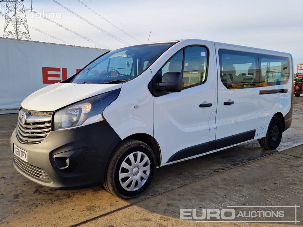 Prodaje se Vauxhall Vivaro putnički minibus na aukciji