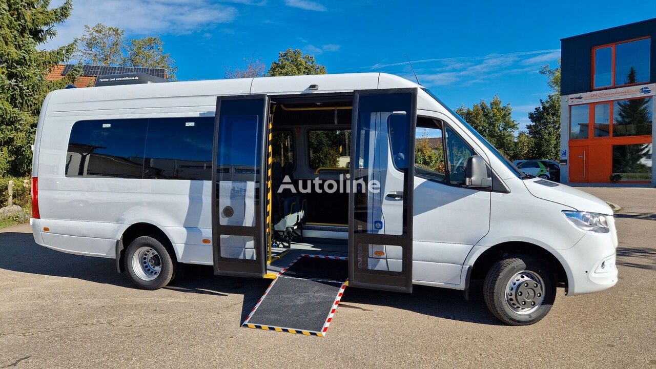 Novi Mercedes-Benz 517 / 515 Frontniederflur mit Ada Systeme putnički minibus