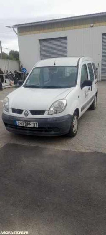 Prodaje se Renault KANGOO minivan na aukciji