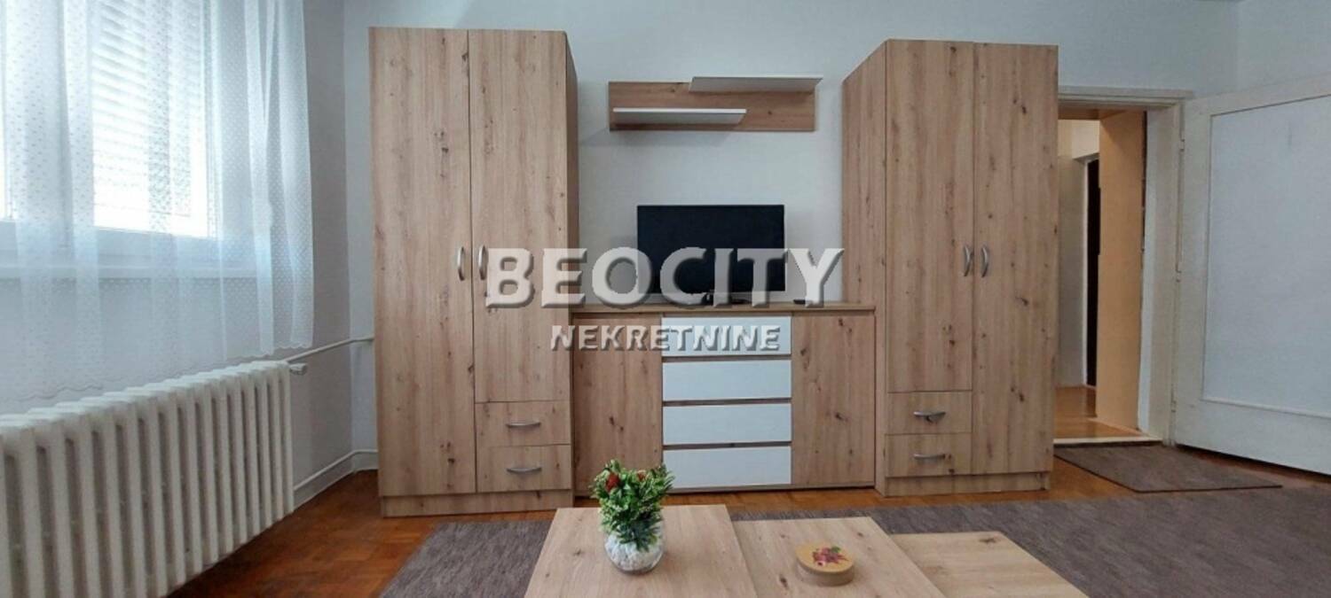 Novi Sad, Sajam, Bulevar kralja Petra I, 1.0, 34m2, 70000EUR