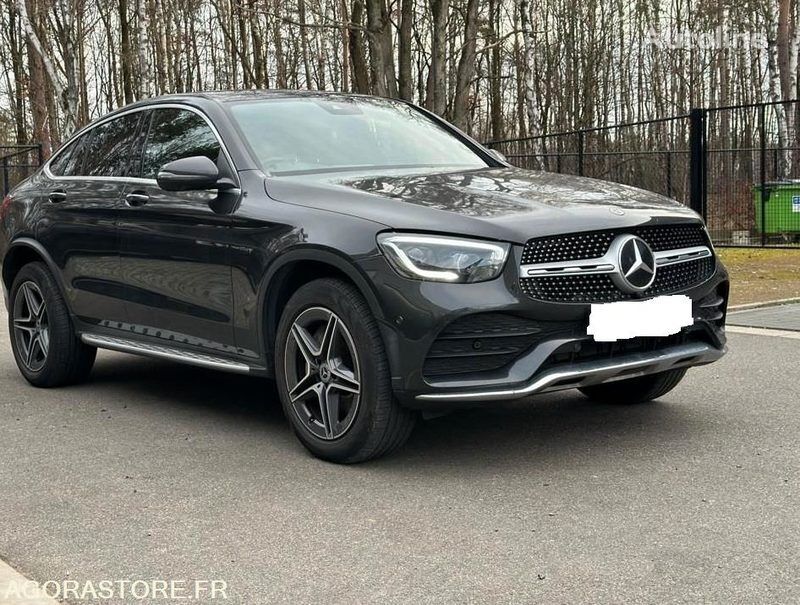 Prodaje se Mercedes-Benz GLC krosover na aukciji