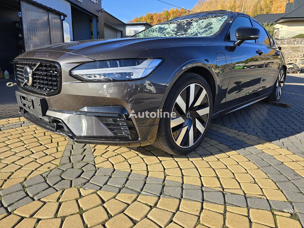 Volvo S90 T8 BEZYNA + HYBRYDA 4X4 limuzina