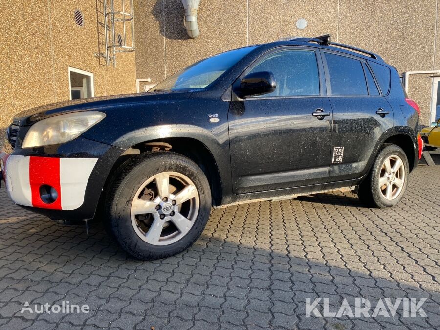 Prodaje se Toyota RAV 4 2,2 D 4D VAN krosover na aukciji