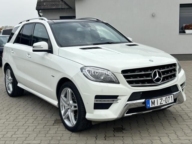 Mercedes-Benz ML 350 BlueTEC / Megkímélt / Android krosover