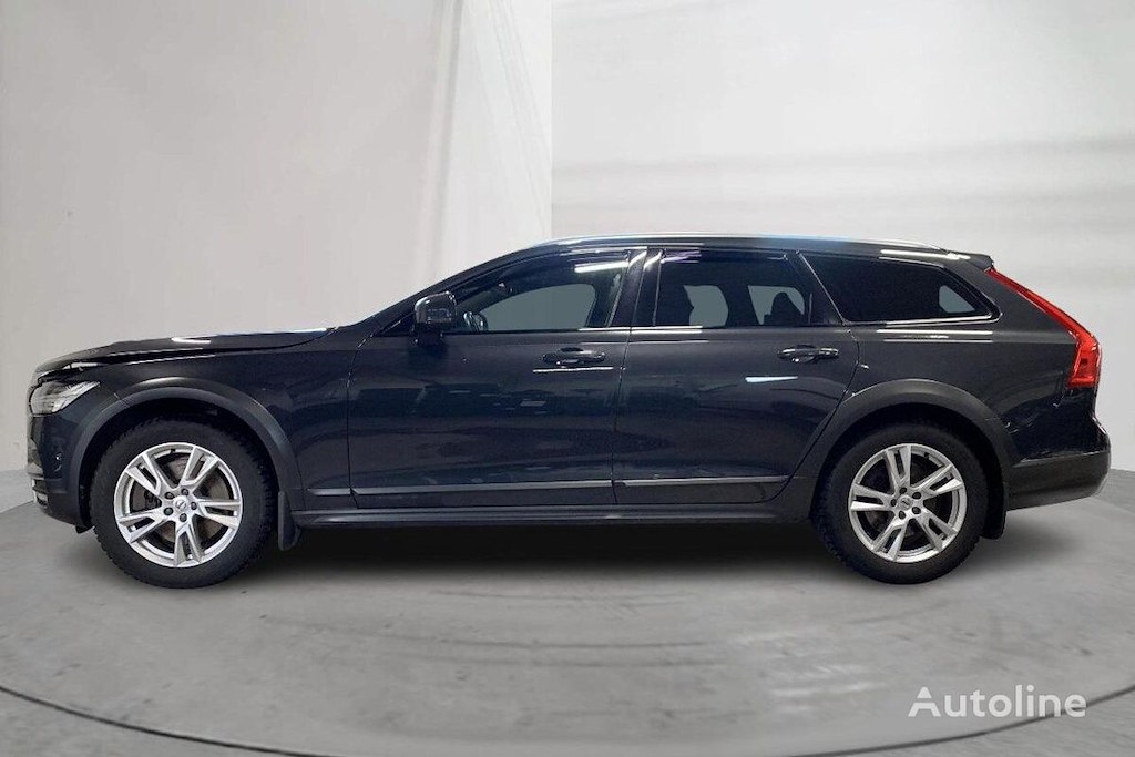 Prodaje se Volvo V90 Cross Country karavan na aukciji