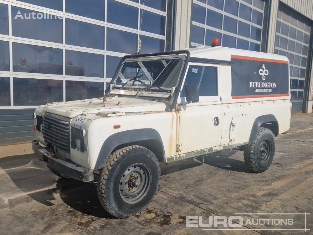 Prodaje se Land Rover Defender 110 krosover na aukciji