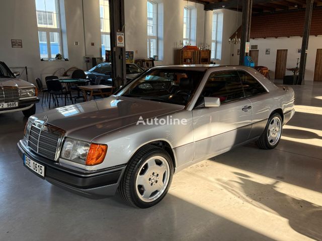 Mercedes-Benz W124 300-24 CE COUPE sedan