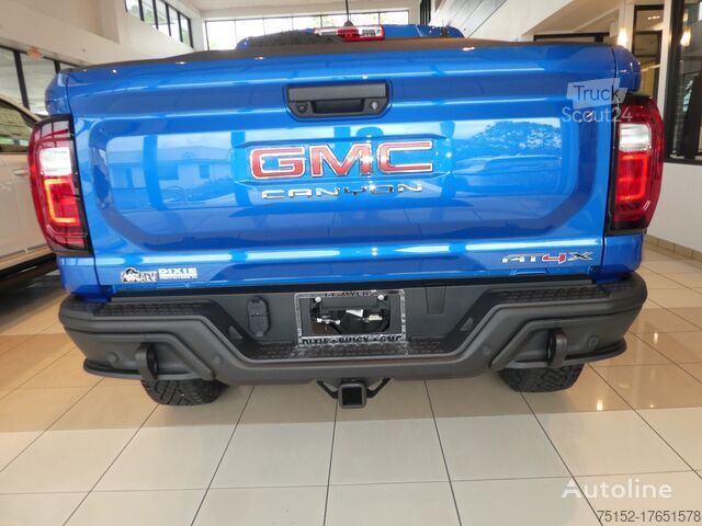 Novi GMC Canyon 4 WD AT 4 X Crew Cab pikap