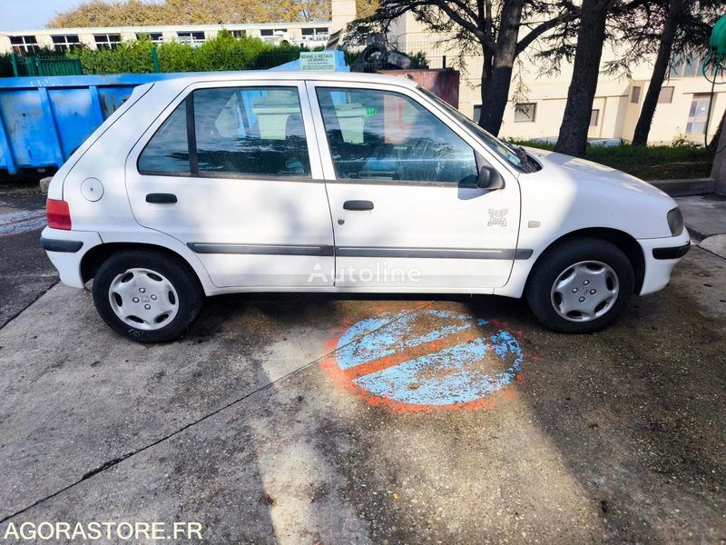 Prodaje se Peugeot 106 hečbek na aukciji