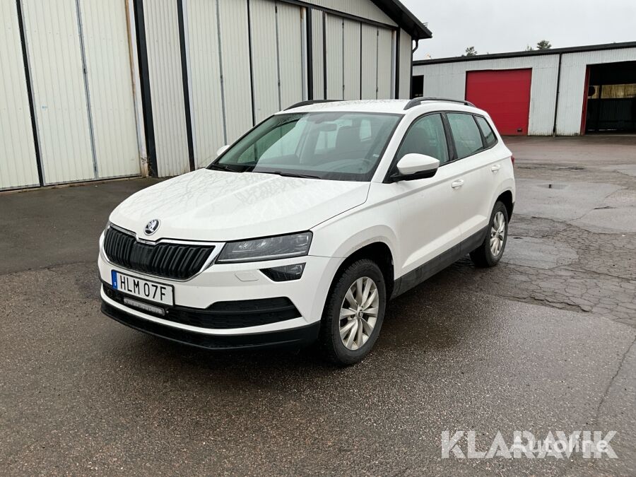 Prodaje se Škoda Skoda Karoq 1.5 TSI 4x4 DSG krosover na aukciji