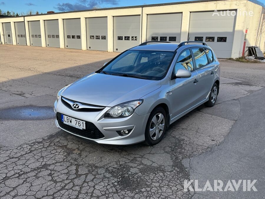 Prodaje se Hyundai i30 hečbek na aukciji