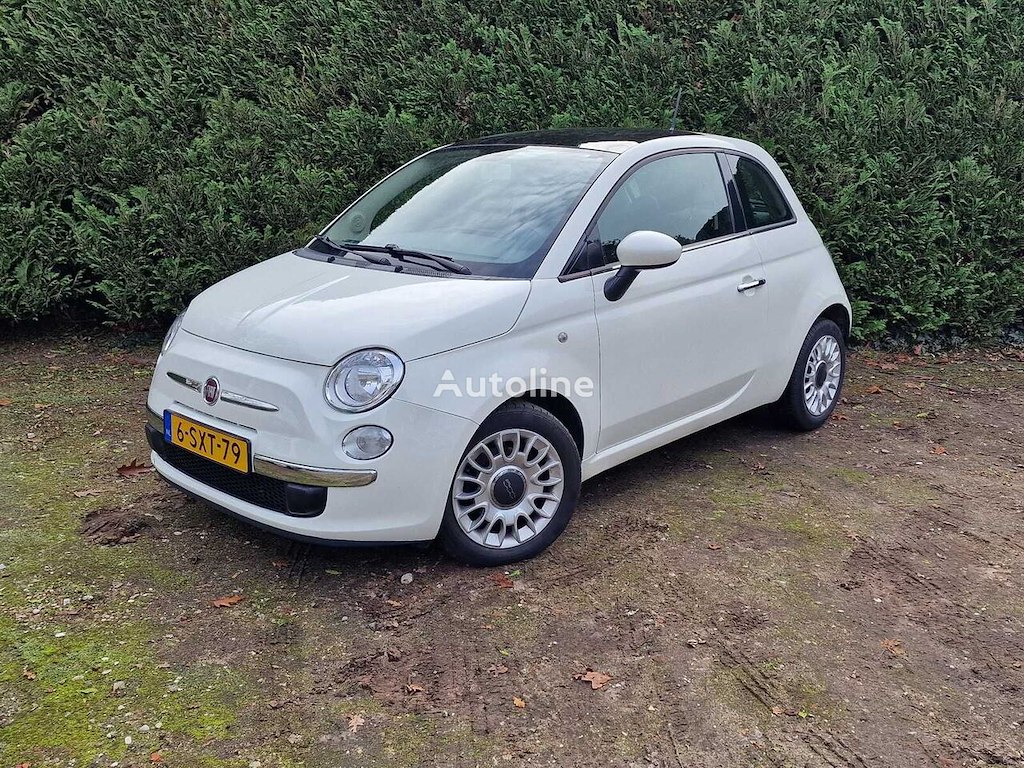 Prodaje se FIAT 500 hečbek na aukciji