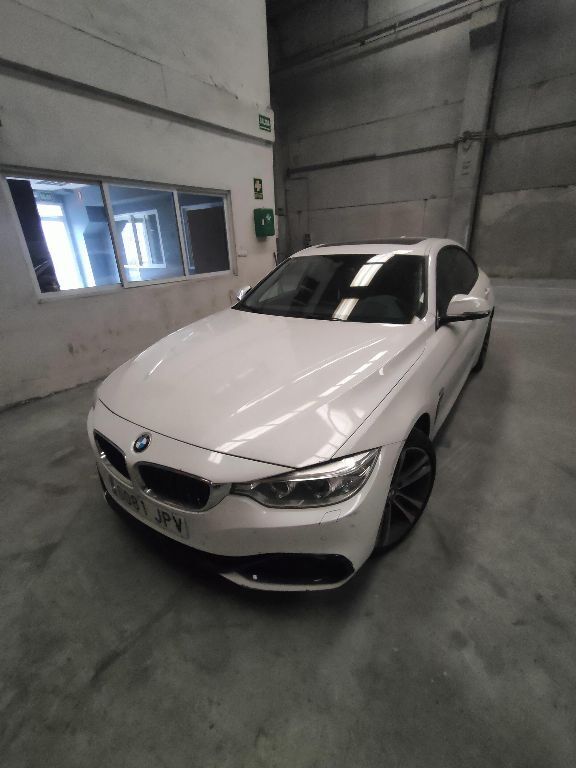 Prodaje se BMW 430D sedan na aukciji