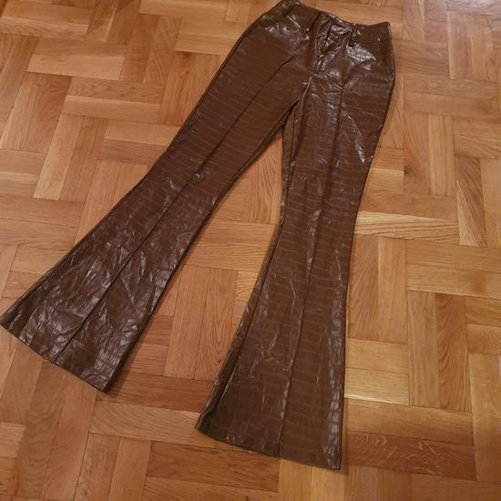 Pantalone od crocodile eko kože