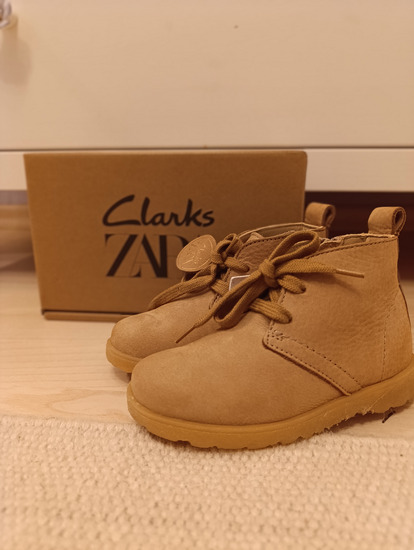 Zara Clarks cipele + poklon