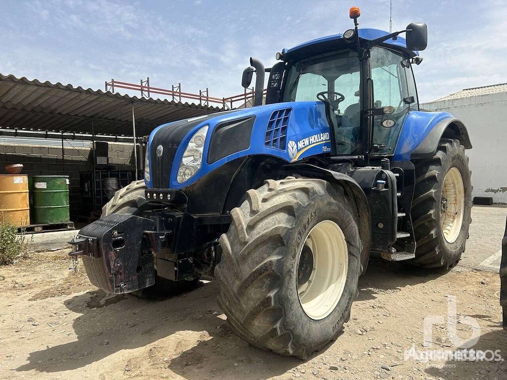 Prodaje se New Holland T8.300 traktor točkaš na aukciji