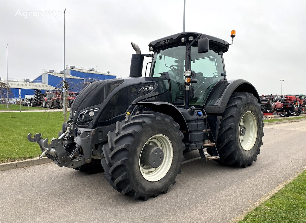 Valtra S374 traktor točkaš