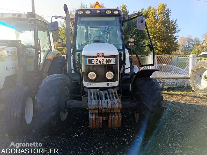 Prodaje se Massey Ferguson 6445 traktor točkaš na aukciji