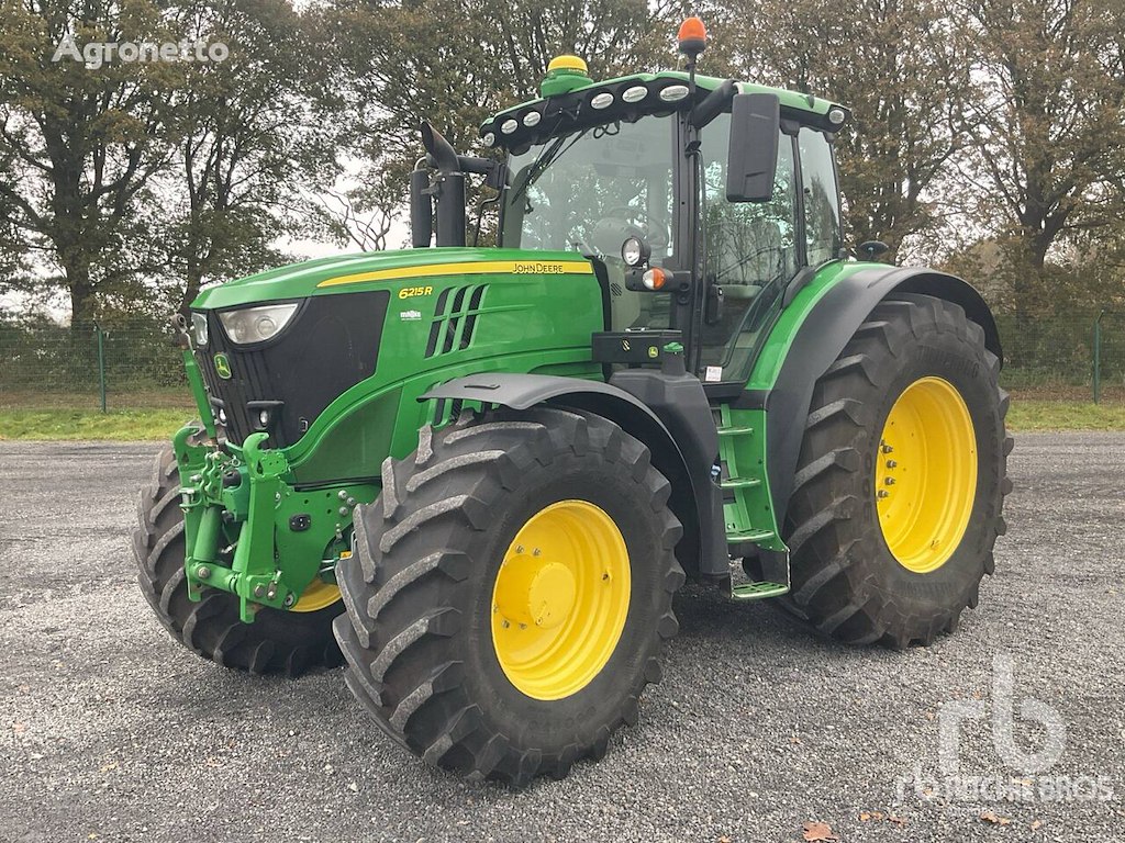 Prodaje se John Deere 6215R traktor točkaš na aukciji