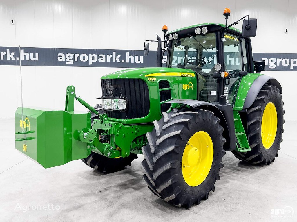 John Deere 6830 Premium traktor točkaš