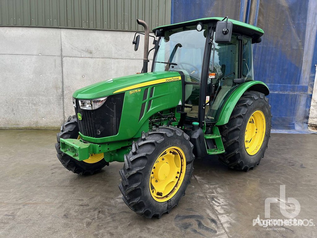 Prodaje se John Deere 5075M traktor točkaš na aukciji