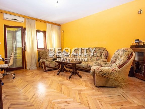 Voždovac, Medaković 2, Rastka Petrovića, 4.0, 76m2, 168300EUR