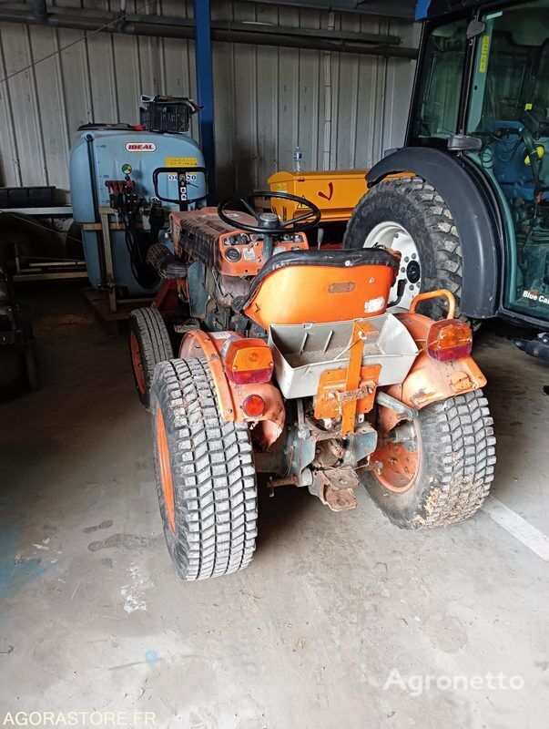 Prodaje se Kubota 7123 RW 84 mini traktor na aukciji