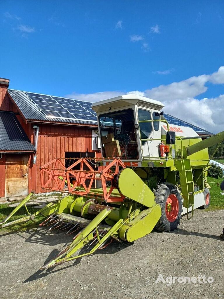 Prodaje se Claas Dominator 38 kombajn za žito na aukciji