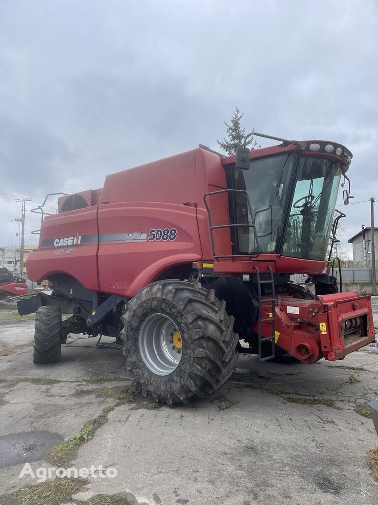 Case IH 5088 kombajn za žito