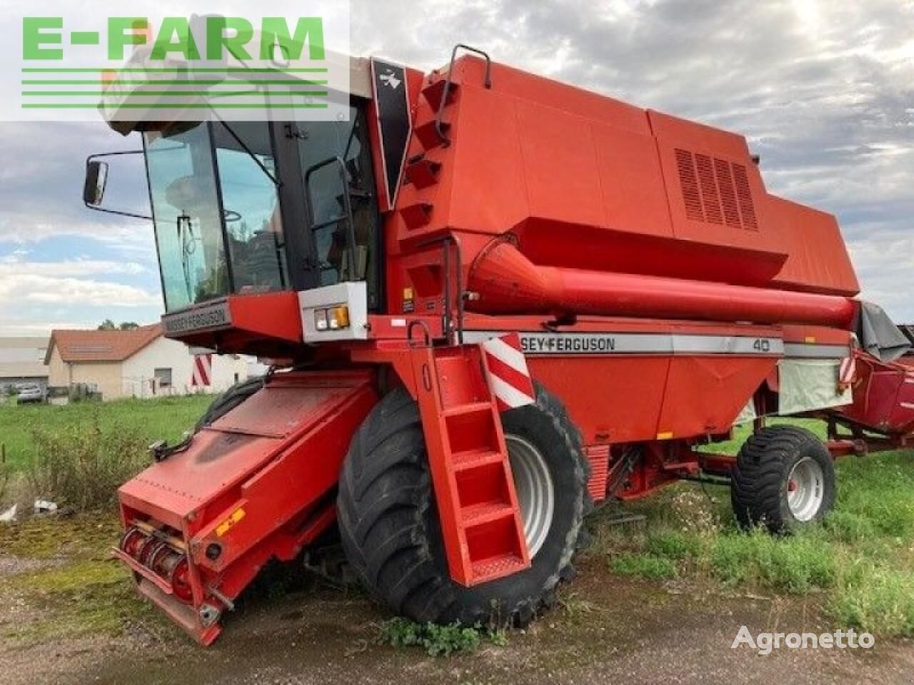 Massey Ferguson 40 kombajn za žito