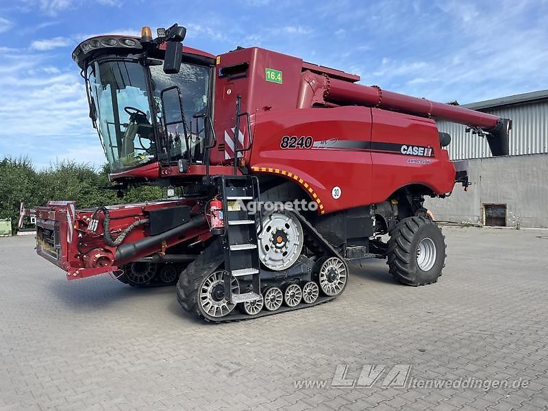 Case IH 8240 ASF kombajn za žito