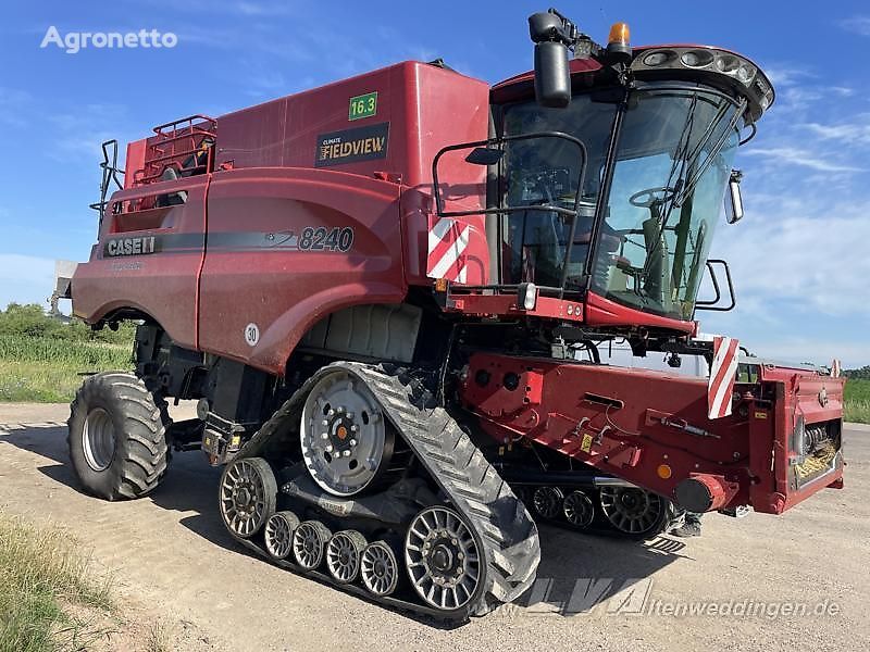 Case IH 8240 ASF kombajn za žito