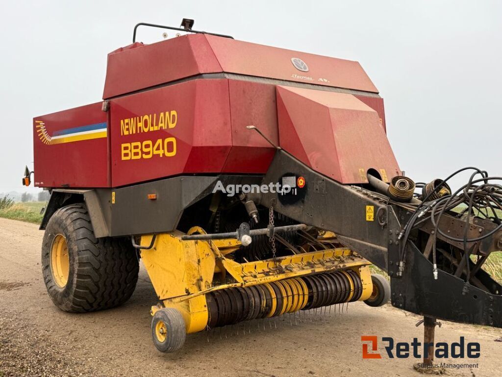 Prodaje se New Holland BB940R balirku za četvrtaste bale na aukciji