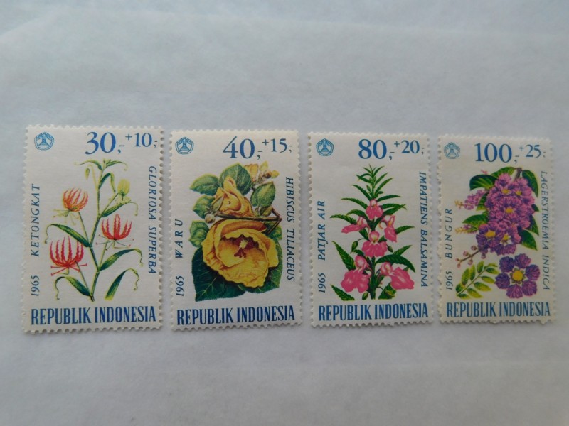 REPUBLIK INDONESIA 1965 KOMPLET ČISTA SERIJA