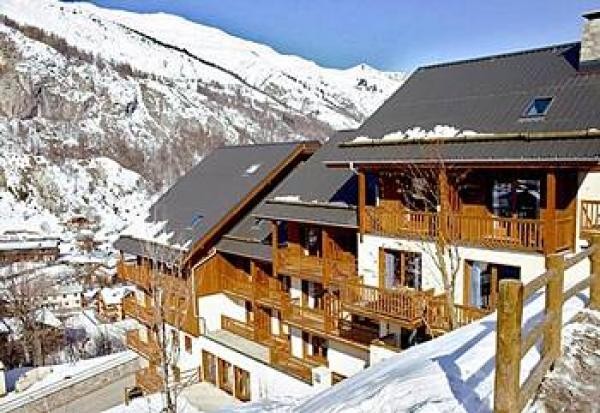 APARTMANI LE VALMONTS 3* - Les Menuires / Francuska