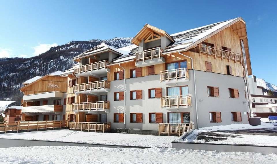 APARTMANI AQUISANA 3* - Serre Chevalier / Francuska