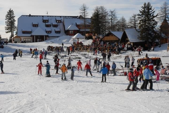 HOTEL KRVAVEC 3* - Krvavec / Slovenija