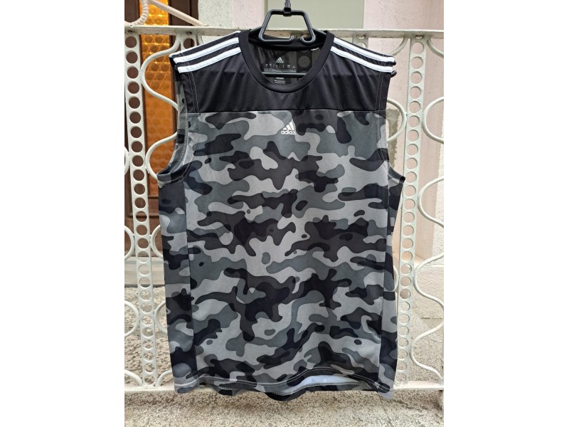 Adidas maskirni dres